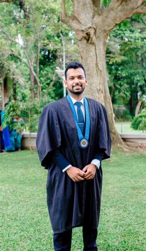 Lahiru Rajapaksha On Linkedin Officially Graduated🎓 Bachelor Of Business Management Special