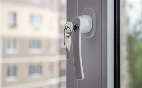 Ремонт окон цена в Омске в компании 55ОКОН Низкие цены 👍