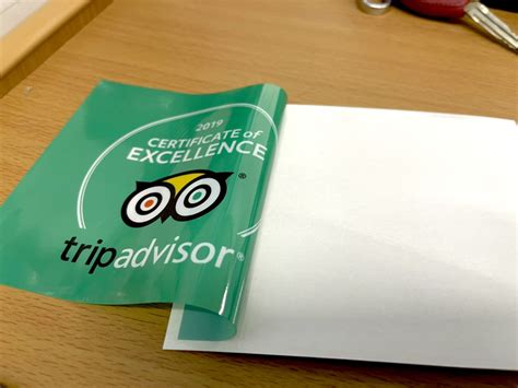 สติ๊กเกอร์สูญญากาศ ติดกระจก สติ๊กเกอร์สูญญากาศ ติด พรบ