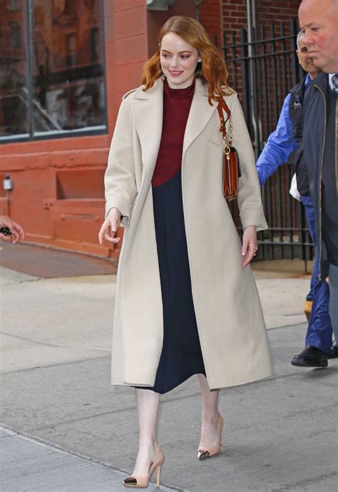 Emma Stone In A Beige Coat Was Seen Out In New York City 11092018