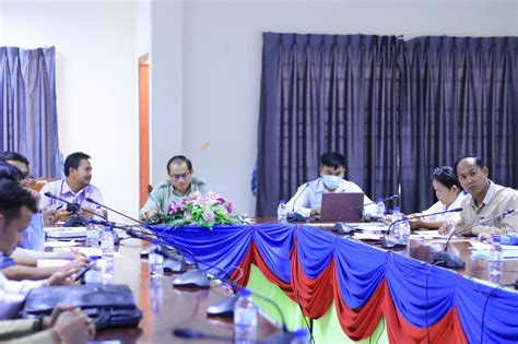 លោក សួស ម៉ៅ នាយករដ្ឋបាលសាលាស្រុកស្រែអំបិល