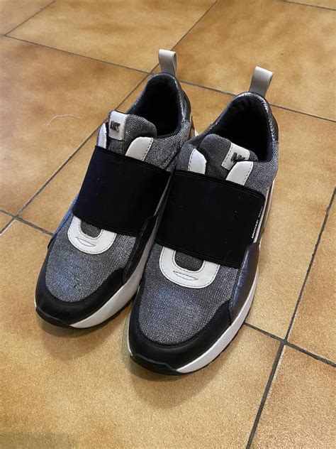 Кросівки мк — цена 1200 грн в каталоге Кроссовки Купить женские вещи по доступной цене на Шафе