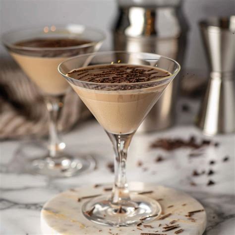 Chocolate Martini - Foodiosity