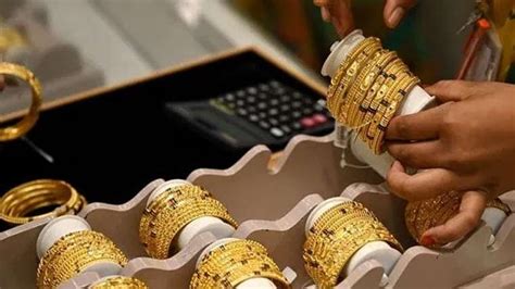 Per Tola Gold Rate In Pakistan Latest Gold Price 9 December 2025