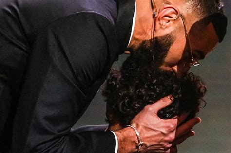 عکس؛ مادر و پسر بنزما در مراسم توپ طلای 2022 فوتبالی