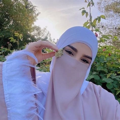 Amani Amani1027 • Threads Say More