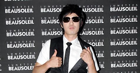 포토엔 자신만만 붐 프랑스 디자이너도 쉐키루 붐 알아