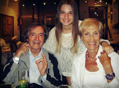 Laura La Nieta Cocinera De Carlitos Balá El Colmo De Tenerlo De Abuelo Es Que Nunca Usé