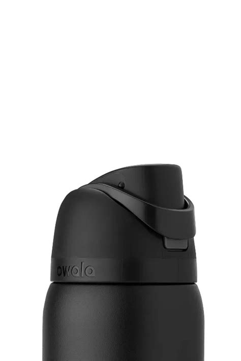 Owala Freesip 32 Oz Stainless Steel Water Bottle In Black C03772r1 V