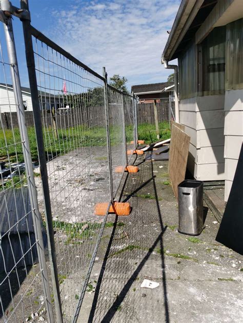 Fh Fence Hire Temporary Fencing Safety Fence Auckland