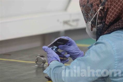 Foto Produksi Smartphone Lipat Pabrik Indonesia Capai Juta Perbulan