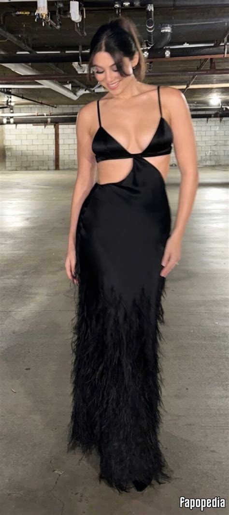 Kira Kosarin Nude Leaks Photo 4118518 Fapopedia