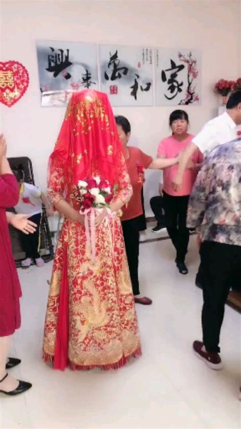 小棉袄出嫁爸妈百般不舍 度小视