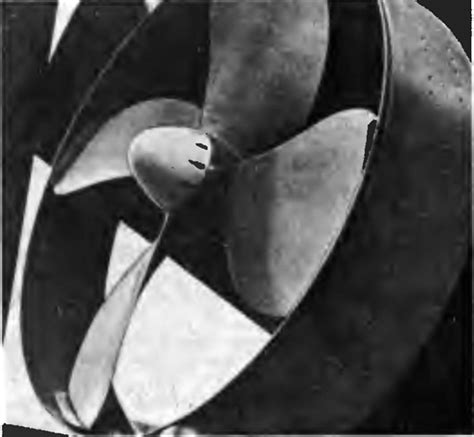 Гребной винт картинка из статьи «Концевые пластины на лопастях гребного винта