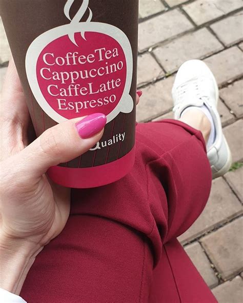 Говорят что цвет влияет на настроение А я думаю что и наоборот тоже Настроение влияет на выбор