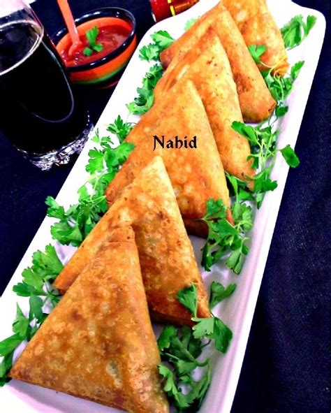 طرز تهیه سمبوسه قارچ و سوسیس سرآشپز پاپیون