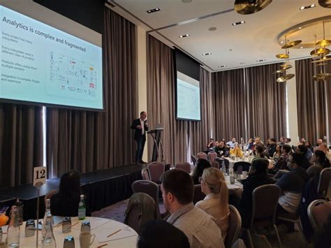 Ey Ai Analytics Microsoft Fabric Data Aarthi Kumar