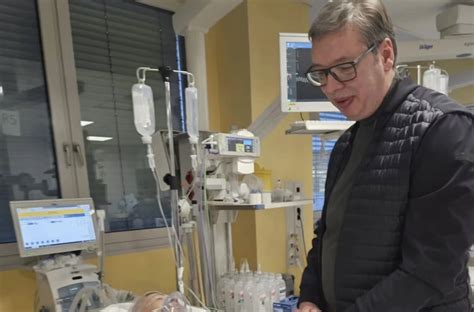 Јасмина ќе победи Србија ќе победи“ ВУЧИЌ ВО БОЛНИЦА ЈА ПОСЕТИ ПОВРЕДЕНАТА ПРАТЕНИЧКА по