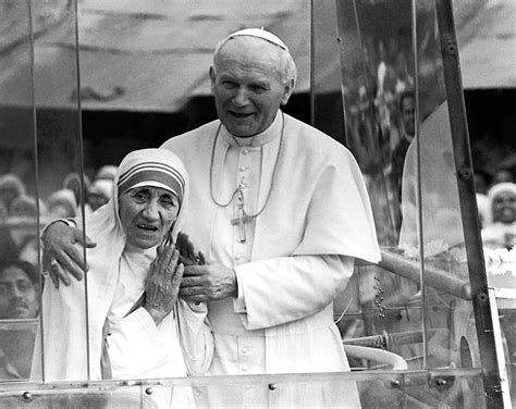 Fact Check False Claims That Mother Teresa Is Faucis Mother And