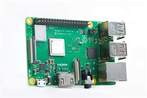 Raspberry Pi 3 Model B одноплатный компьютер с 1 Гигабит Ethernet и Wi Fi Ac