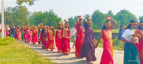 Grand Kalash Shobha Yatra Taken Out On Durga Puja Cheers Kept Going On