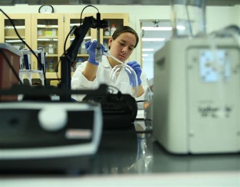 Virtual Visit The Biomedical Science Phd Program At Uconn Health The Graduate School