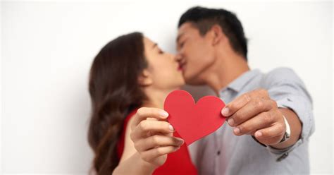 Unlock The Secrets Of The Australian Kiss Relationships Enotalone