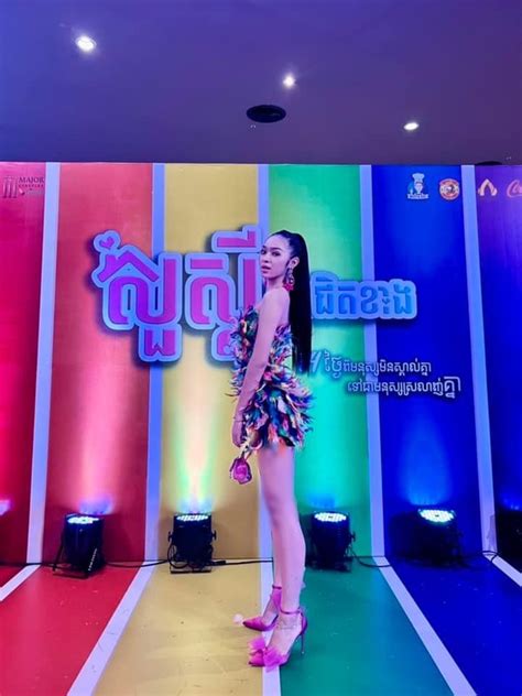 បវរកញ្ញាទាំង៣រូបនេះ ស្លៀកឈុតដូចគ្នា ស្អាតមិនចាញ់គ្នា Khmerload Cambodia Latest News