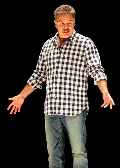 Genera Polémica Ari Telch Por Despedida A Rebecca Jones