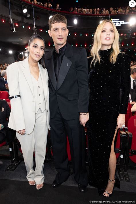 Leïla Bekhti Niels Schneider Et Virginie Efira Arrivées à La 48ème