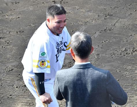 ソフトバンクの山川穂高が西武時代の監督と下半身の使い方について意見を交換！注目の会話内容とは？ 最新 ベースボール