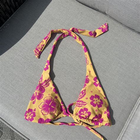 Hibiscus Flower Swimsuit Top Great Condition Depop