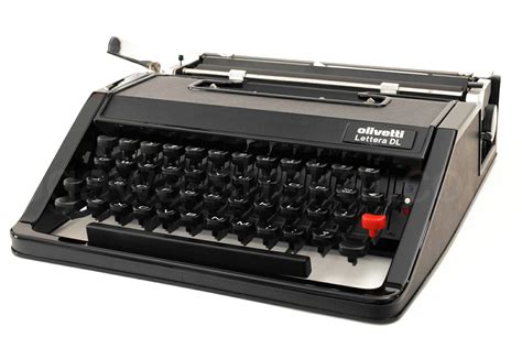 olivetti Lettera Black プレミアム中古タイプライター｜タイプライター専門店の尾河商会