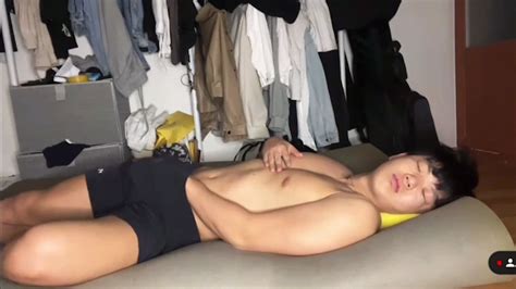 Korean Youtuber Dick Slip