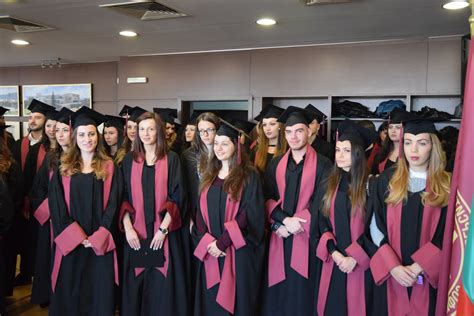 УНСС Магистри и бакалаври с дипломи от специалности на туризма