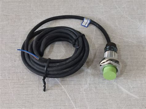 Used Autonics Pr18 8a0 Proximity Switch Sensor Orbit Surplus