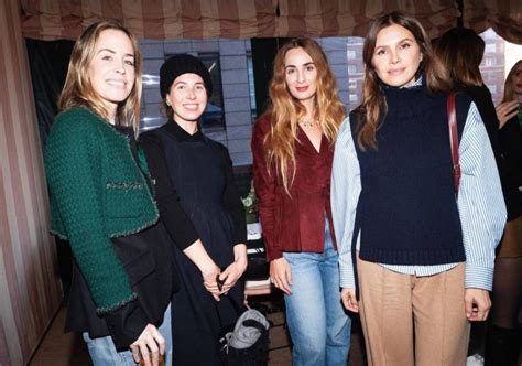 Дарья Жукова станет мамой в четвертый раз