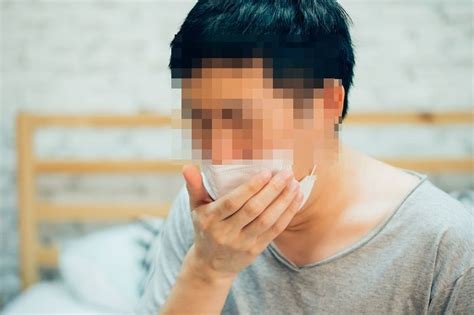마스크 쓰면 꼬릿한 ‘악취 나는 사람은 건강에 이상 있을 수도 있다 인사이트