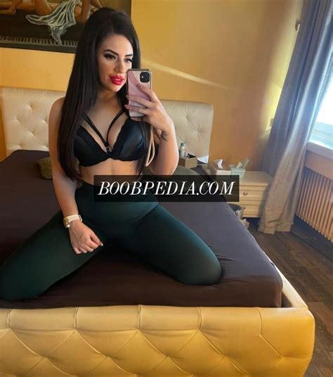 Alexa Boobpedia Escort Profile Photos And Contact Details Escorts Boobpedia