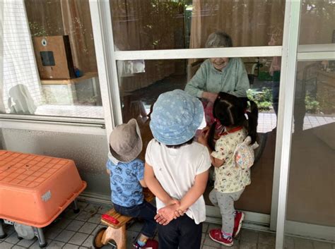 お散歩先は和光園 社会福祉法人大和会 やまと保育園 ヘルスケアデザインレポート