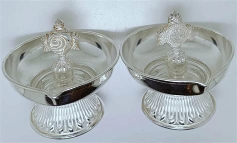 Silver Shanku Chakra Deepam For Temple At Best Price In Bengaluru Id 2853968094848