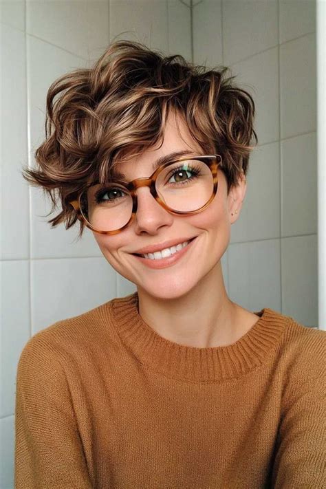 مدل کوتاهی مو جدید واسه دخترهای عینکی؛ اینارو فقط باکلاس ها میپسندن