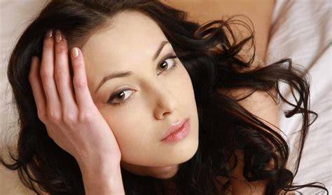 Красивые брюнетки 30 фото ⚡ Фаник ру