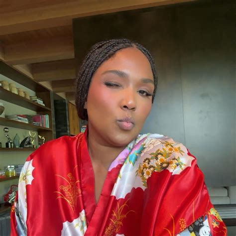 Lizzo Stuns In New Poolside Video From Her Jaw Dropping Backyard At 15 Million La Home Hello
