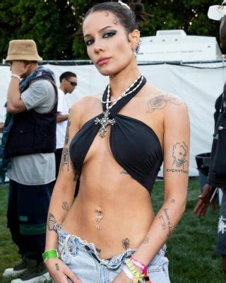 Halsey Nude Porn Pictures Xxx Photos Sex Images Pictoa