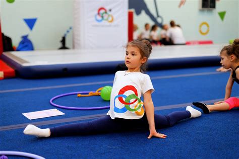Художественная гимнастика для девочек в сети клубов International Gym