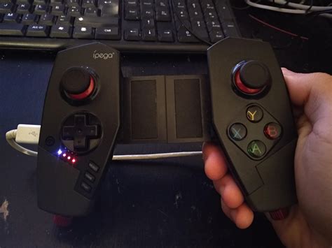 How I M Supposed To Hold It With That Usb Connector R Assholedesign