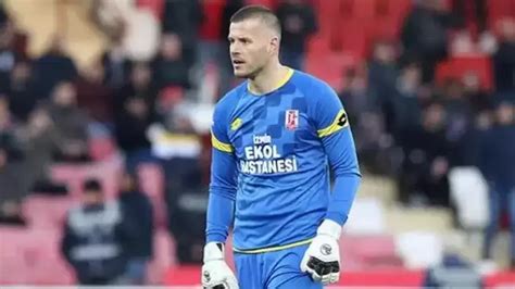 Andrija Vukovic Diğerleri Gibi Kulübü Soymayacağım