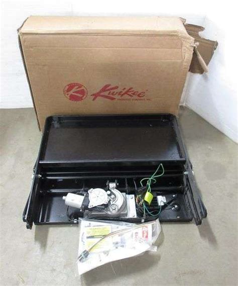 Kwikee Electric Rv Step Series 40 Double Step Nib With Manual Albrecht Auction Service