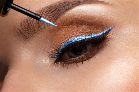 How To Put On Eye Makeup For Hazel Eyes